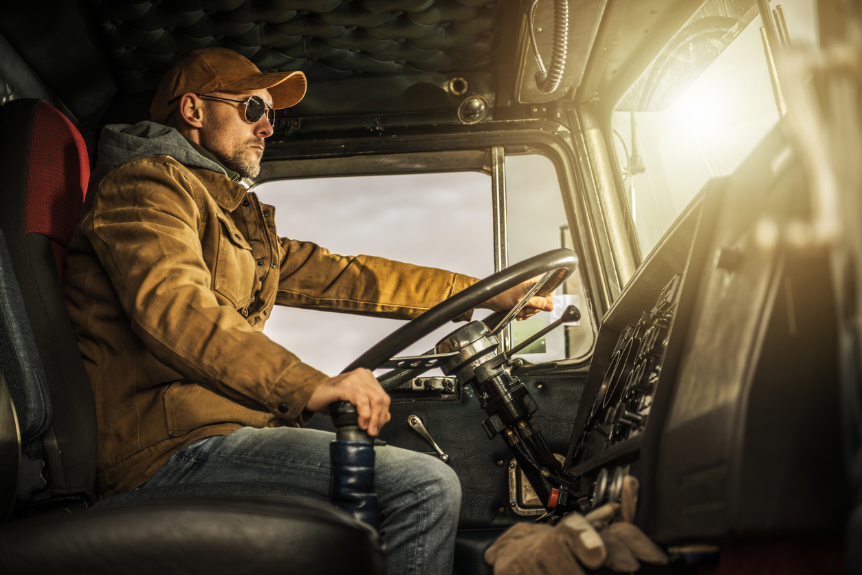 Exploring the Pros and Cons of Owner-Operator Trucking - Landstar ...